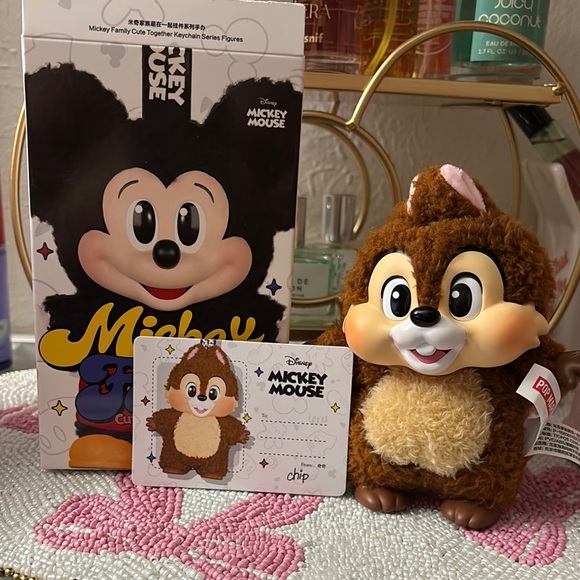 POP MART | Accessories | Authentic Pop Mart Mickey Family Cute Together ...